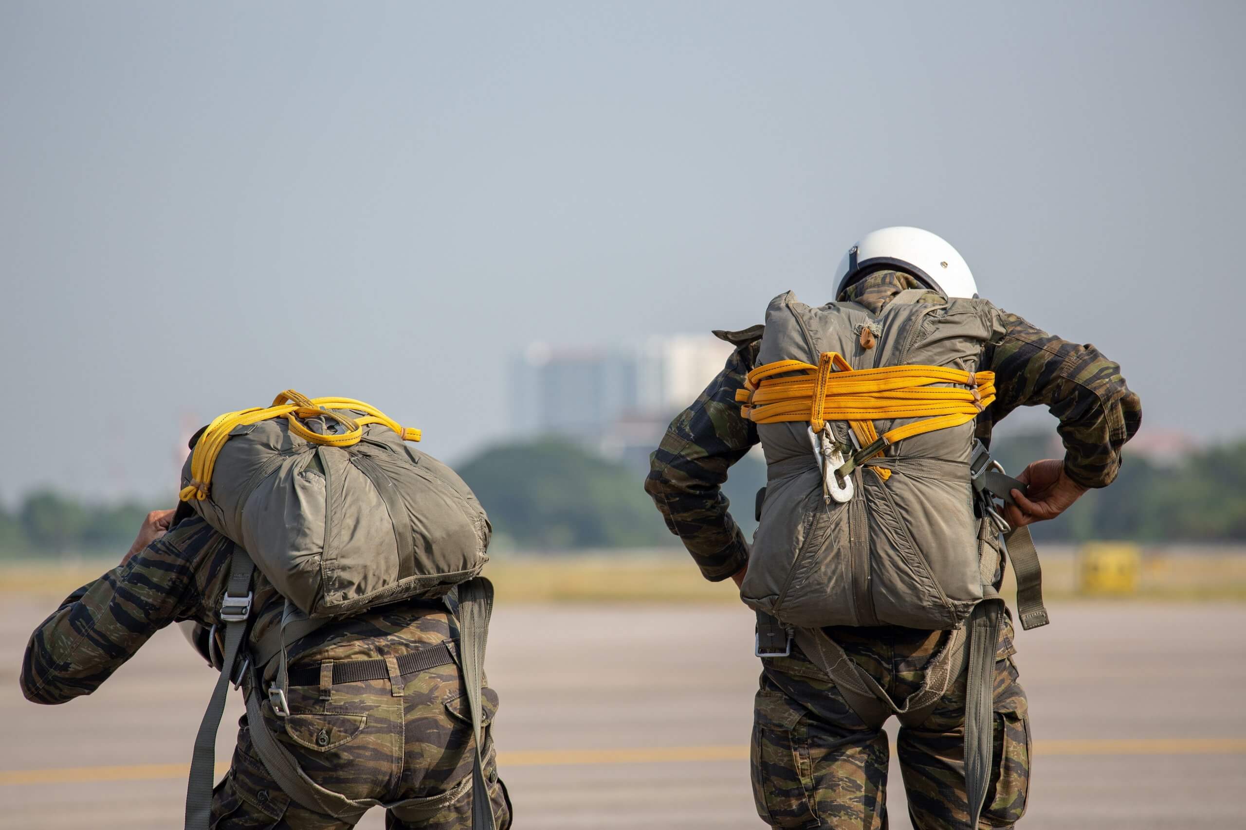 WHOSE CHUTE ARE YOU PACKING? 1 - PalletOne Inc.